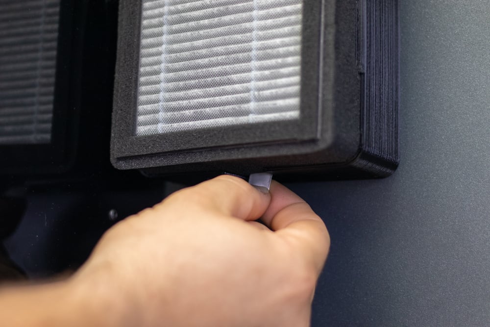How to Change the HEPA Filter (Epsilon Series)