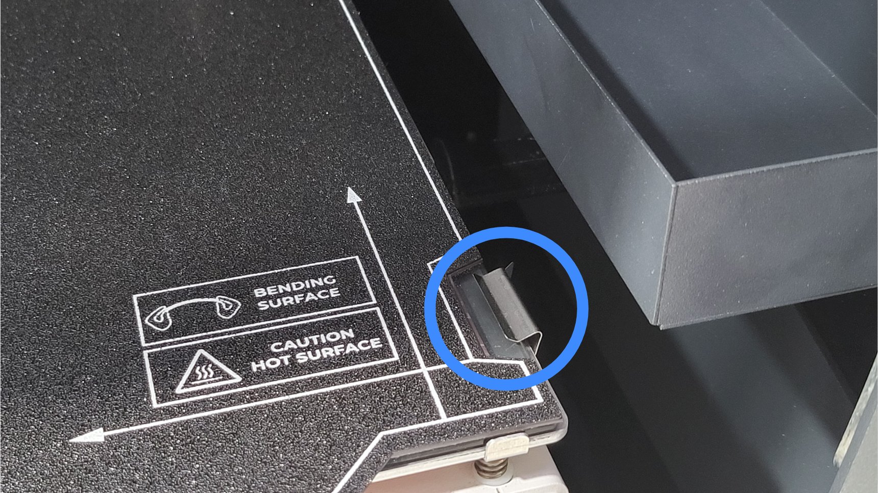 How to install the BCN3D flexible printing surface upgrade (Epsilon series)