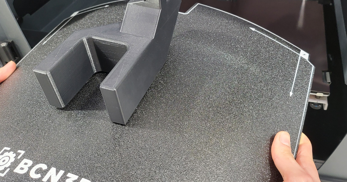 How to install the BCN3D flexible printing surface upgrade (Epsilon series)
